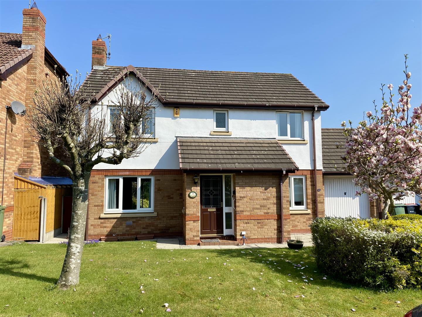 Mere Bank, Davenham - Mistoria Estate Agents